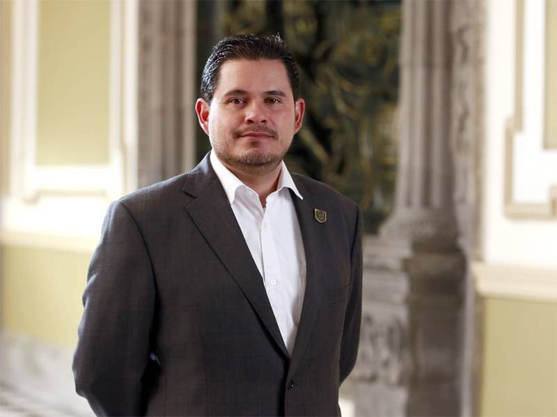 “Hay mucha chamba” y poco personal: Contralor - ContraRéplicaPuebla ...