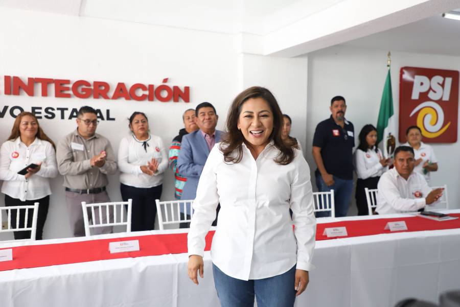 Nadia Navarro toma la dirigencia estatal del PSI - ContraRéplicaPuebla ...
