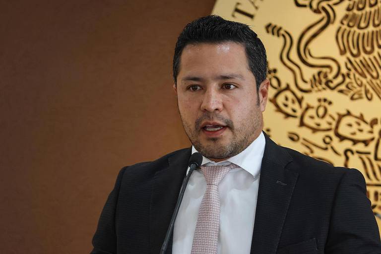Sergio Salomón propone a Jonathan Ávalos como magistrado del TSJ en ...