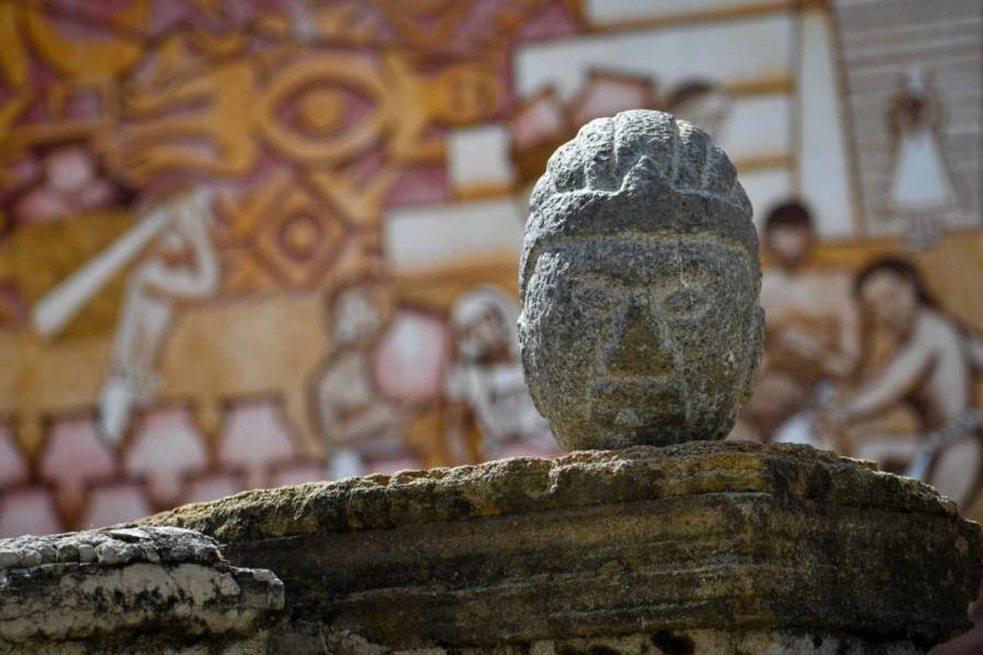 INAH identifica imagen del dios del maíz en escultura olmeca-xicalanca ...